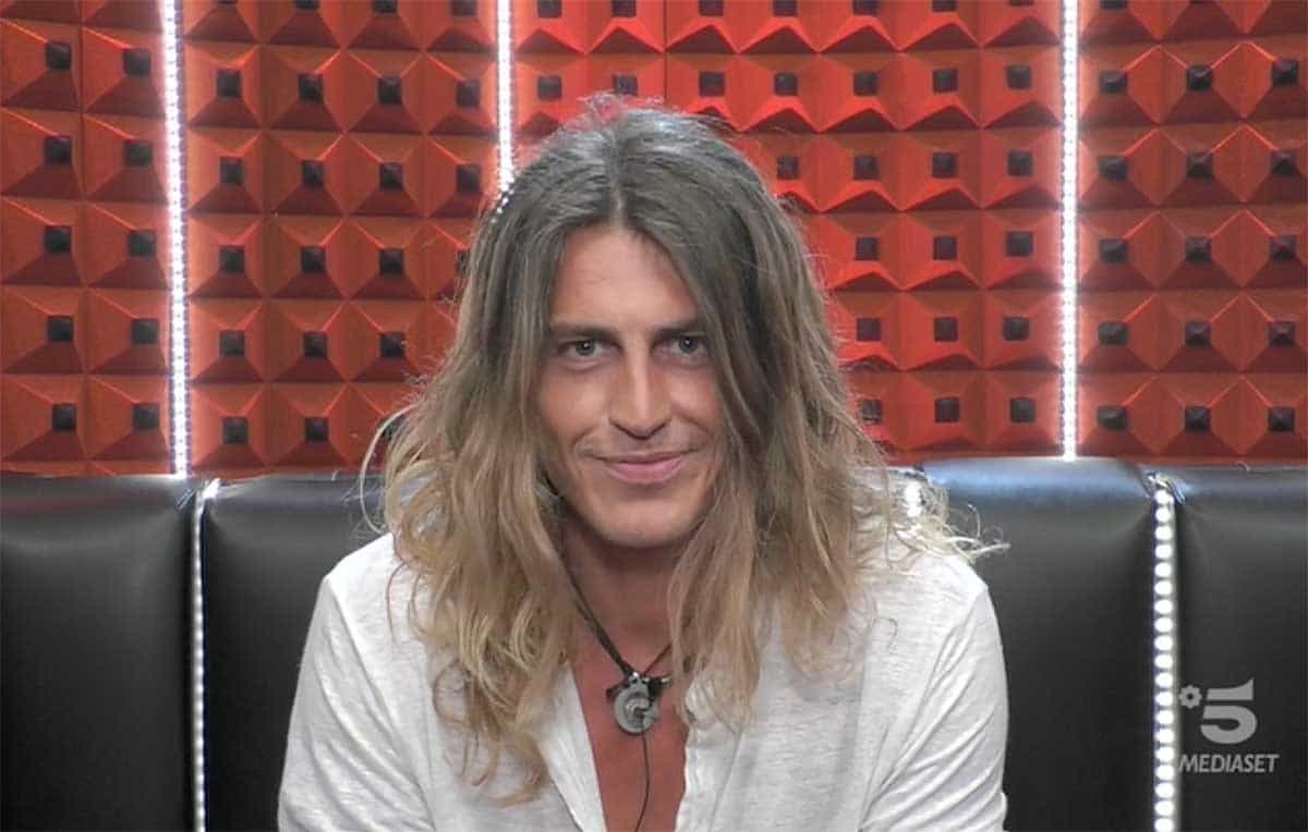 Grande Fratello 2018 | Alberto Mezzetti ha perso la testa per Alessia e ...